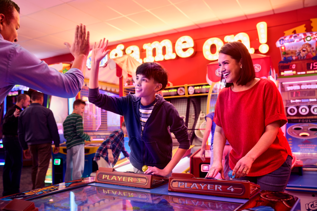 A Family Fun Restaurant Everyone Will Love | Peter Piper Pizza